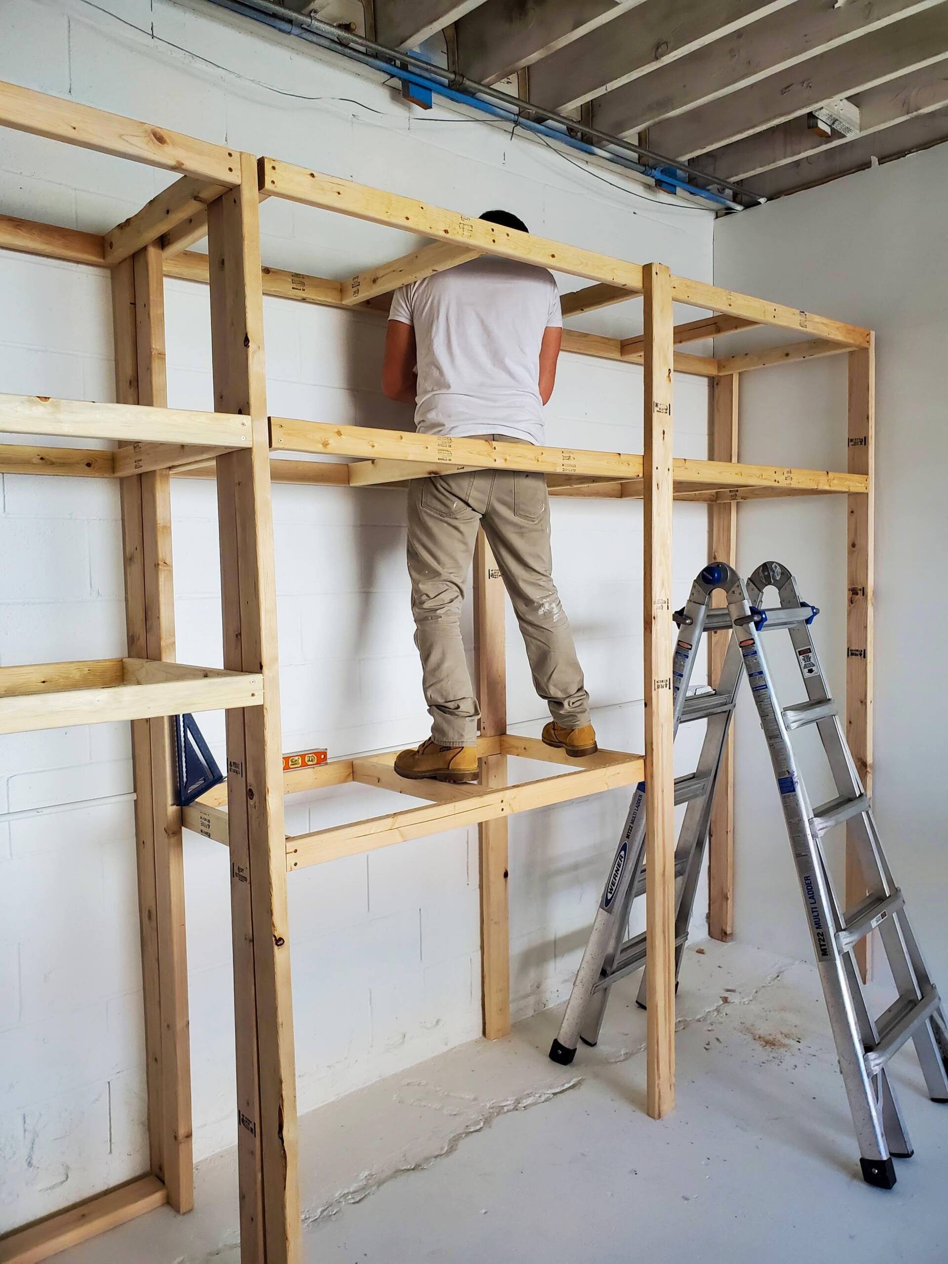 Woodworker vs. Contractor/Carpenter: Understanding the Differences ...